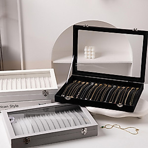 Frebeauty 15 Hooks Necklace Tray Velvet Neckalce Organizer with Clear Lid Lockable Necklace Holder Box Jewelry Organizer for Pendants Chains Necklace Jeweley Tray for Women Girls(Beige)