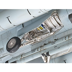 TAMIYA America, Inc 1/48 Lockheed F-16C Falcon ANG, TAM61101