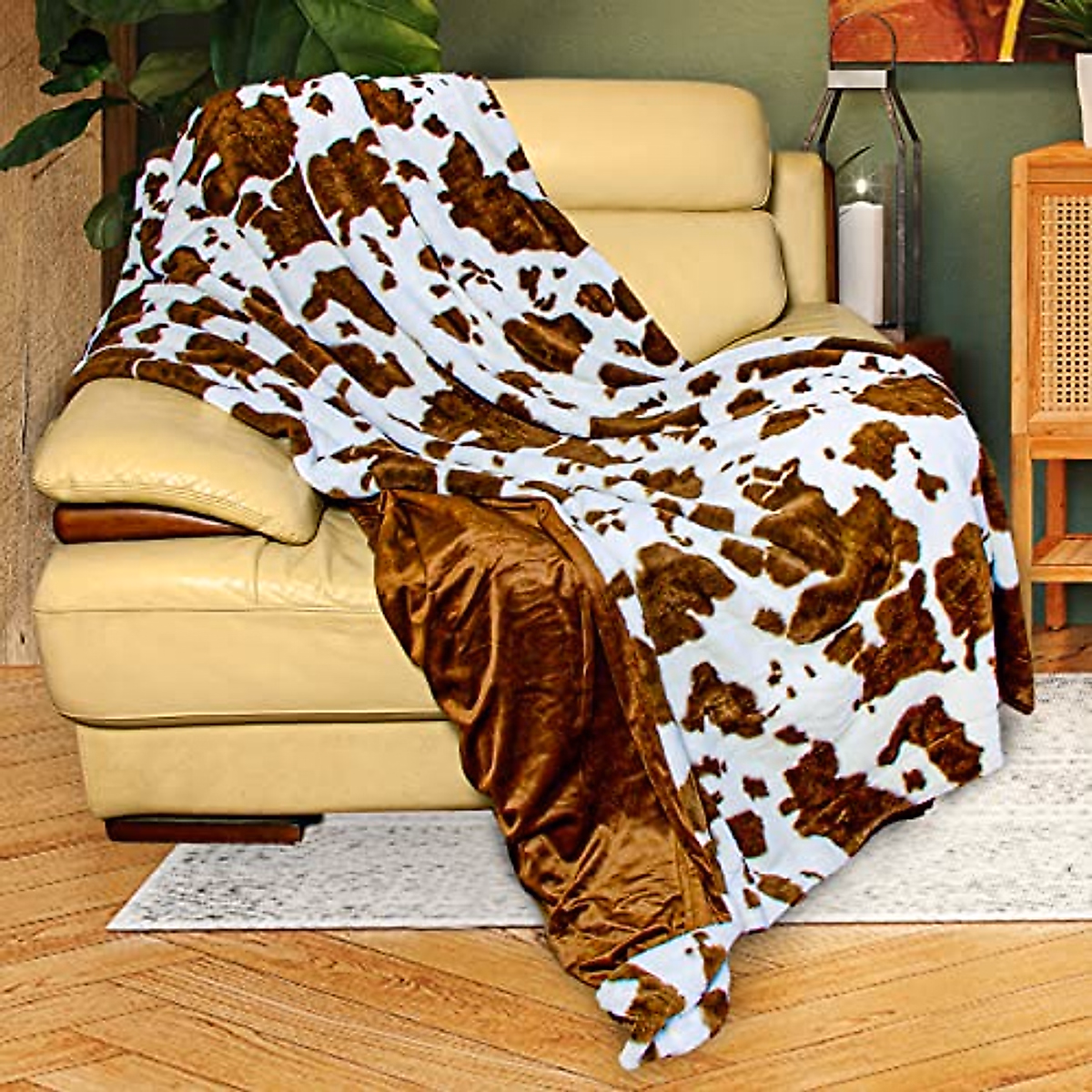 Cow Print Blanket, Double-Sided Throw Blanket for Couch Sofa Bed Office Fleece Blanket Soft Fluffy Blankets Plush Blanket for Adults Kids in All Seasons 51" x 63"