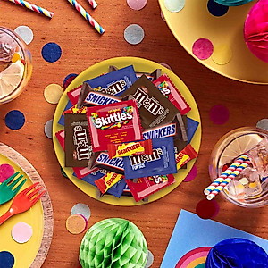 M&M'S Milk Chocolate, M&M'S Caramel, SNICKERS, SKITTLES & STARBURST Individually Wrapped Bulk Variety Pack Candy Assortment, 45.69 oz, 90 Pieces Bag