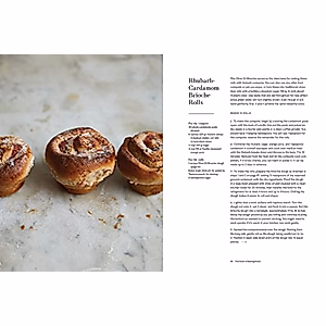 Cannelle et Vanille Bakes Simple: A New Way to Bake Gluten-Free (with Vegan Options for Most Recipes)