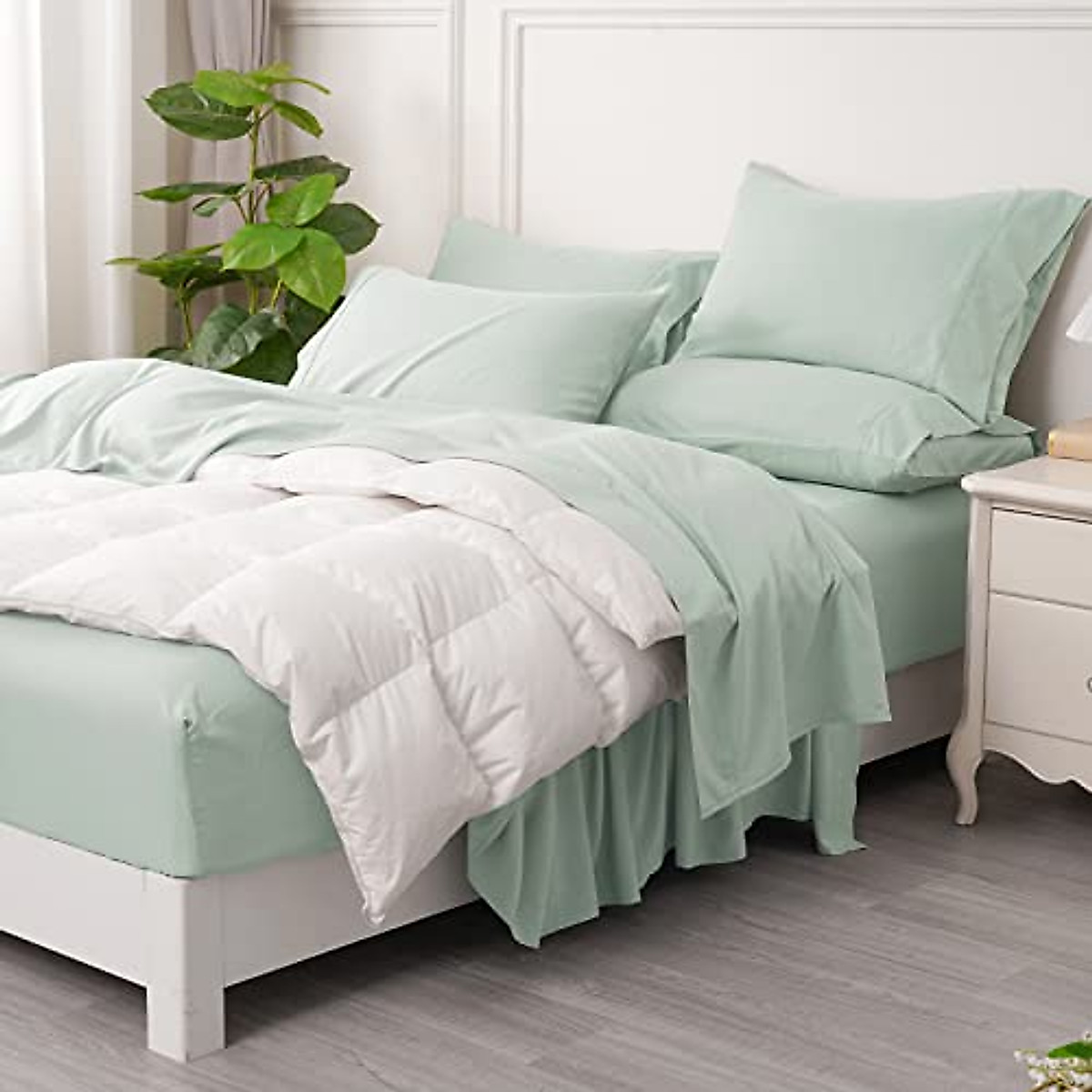 PHF 6 PCS Cooling Viscose Sheets Set Cal King Size, Silky Bamboo Cooling Bed Sheets, 1800 Thread Count 16 Inch Deep Pockets, Ultra Soft Smooth Breathable Ryan Bedding Sheet, Sage Green