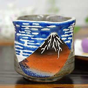 Kutani Yaki(ware) Japanese Yunomi Tea Cup Hokusai