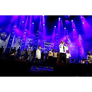 5665 Yaakov Shwekey Live Park Israel MP4 8GB USB