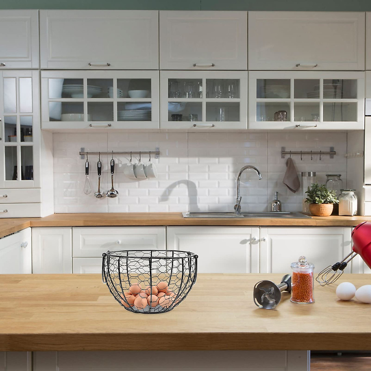 Yardwe Wire Egg Basket with Handles Metal Egg Storage Basket Chicken Eggs Holder Organizer Food Storage Container Case for Kitchen