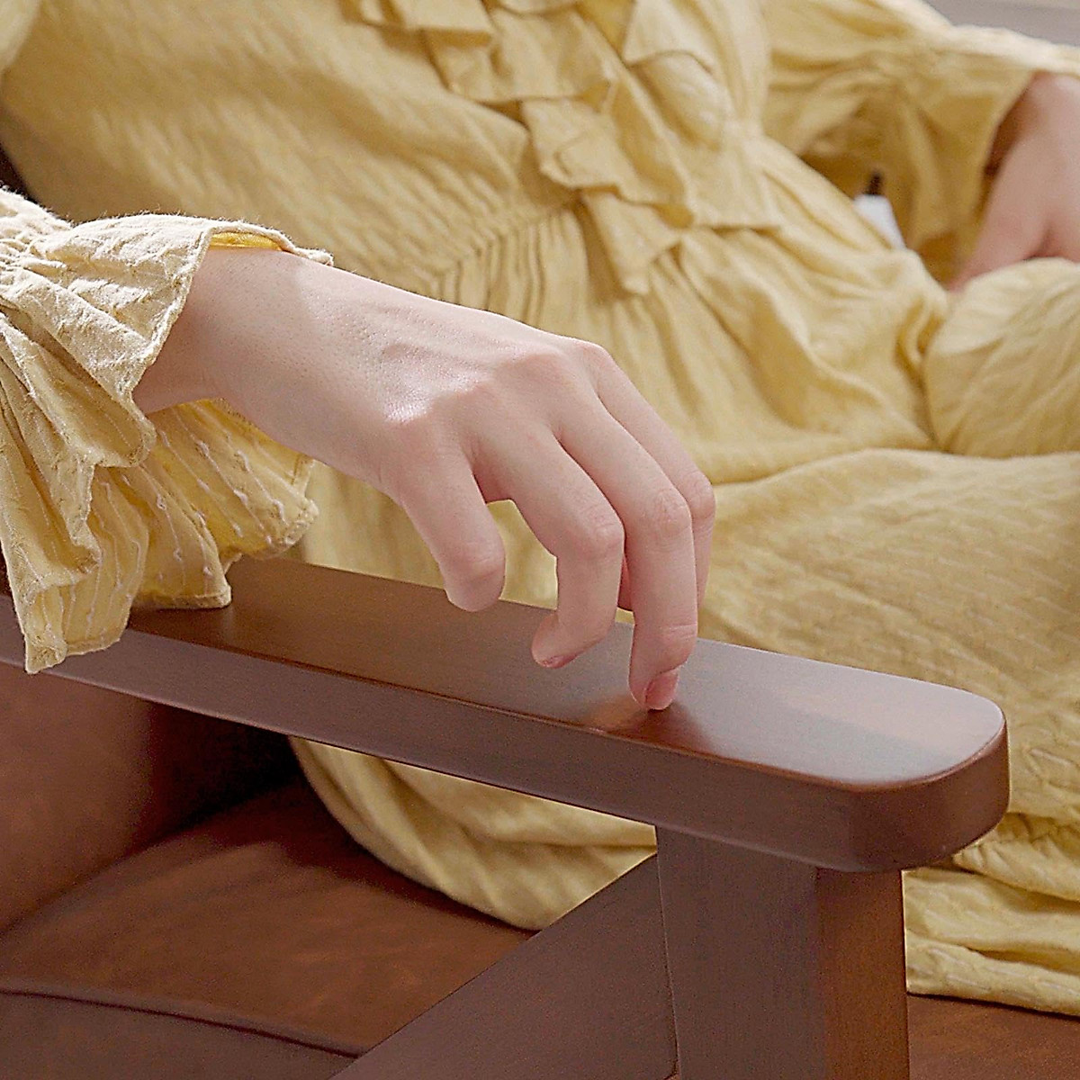 Yaheetech Accent Chair, Armchair with Strong Wood Frame, PU Leather Modern Retro Lounge Chair for Living Room/Lounge/Office/Reception Area, 2 Pieces, Light Brown