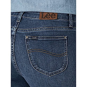 Lee Women's Legendary Mid Rise Straight Leg Jean Seattle 4 Short