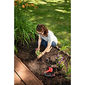 CRAFTSMAN V20* Cordless Multi-Use Garden Tool Kit (1.5Ah) (CMCA320C1)