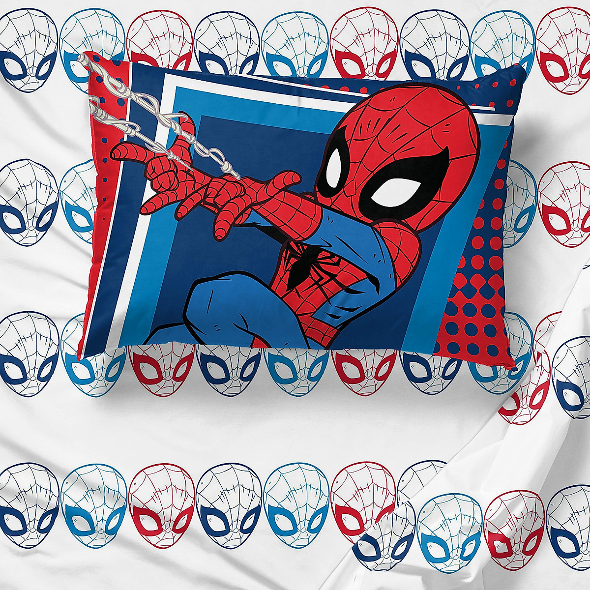 Jay Franco Marvel Super Hero Adventures Go Spidey Toddler 5-Piece Bedding Bundle- Includes Bed Set, Pillowcase