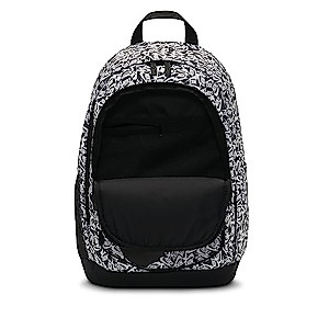 Nike Sportswear Hayward Backpack (26L) (Black)