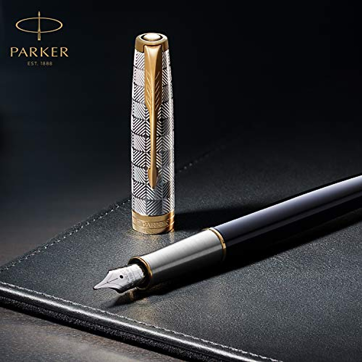 PARKER Sonnet Fountain Pen, Matte Black Lacquer with Palladium Trim, Medium Nib (1931522)