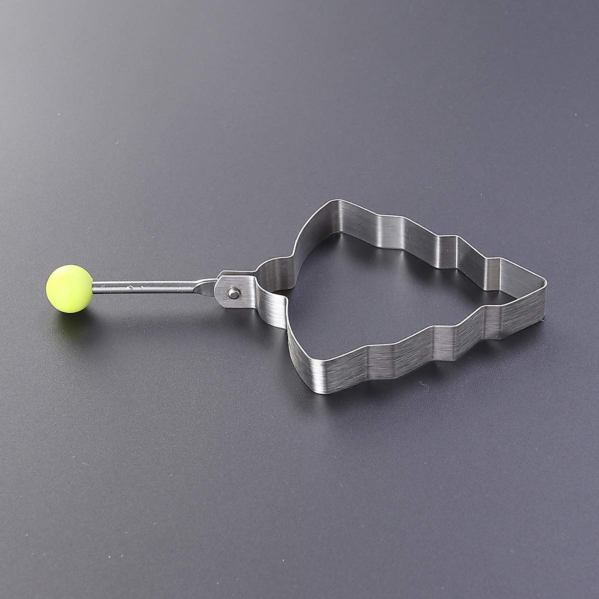 DOITOOL 2 Pcs Stainless Steel Omelette Egg Frying Mold Fried Egg Shaper Pancake Mould DIY Kitchen Cooking Tools (Christmas Tree) Christmas Supplies