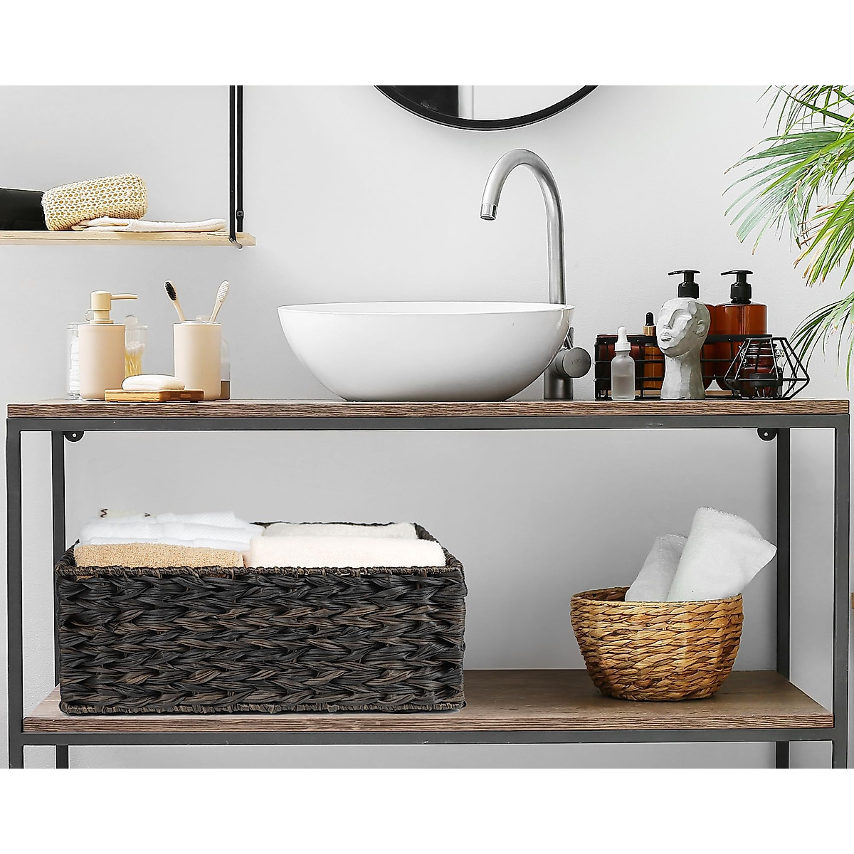 Wicker Storage Basket, Plastic Large Wicker Basket with Handles, Waterproof Woven Basket for Storage, Wicker Baskets for Organizing, Pantry Baskets-1 Pack