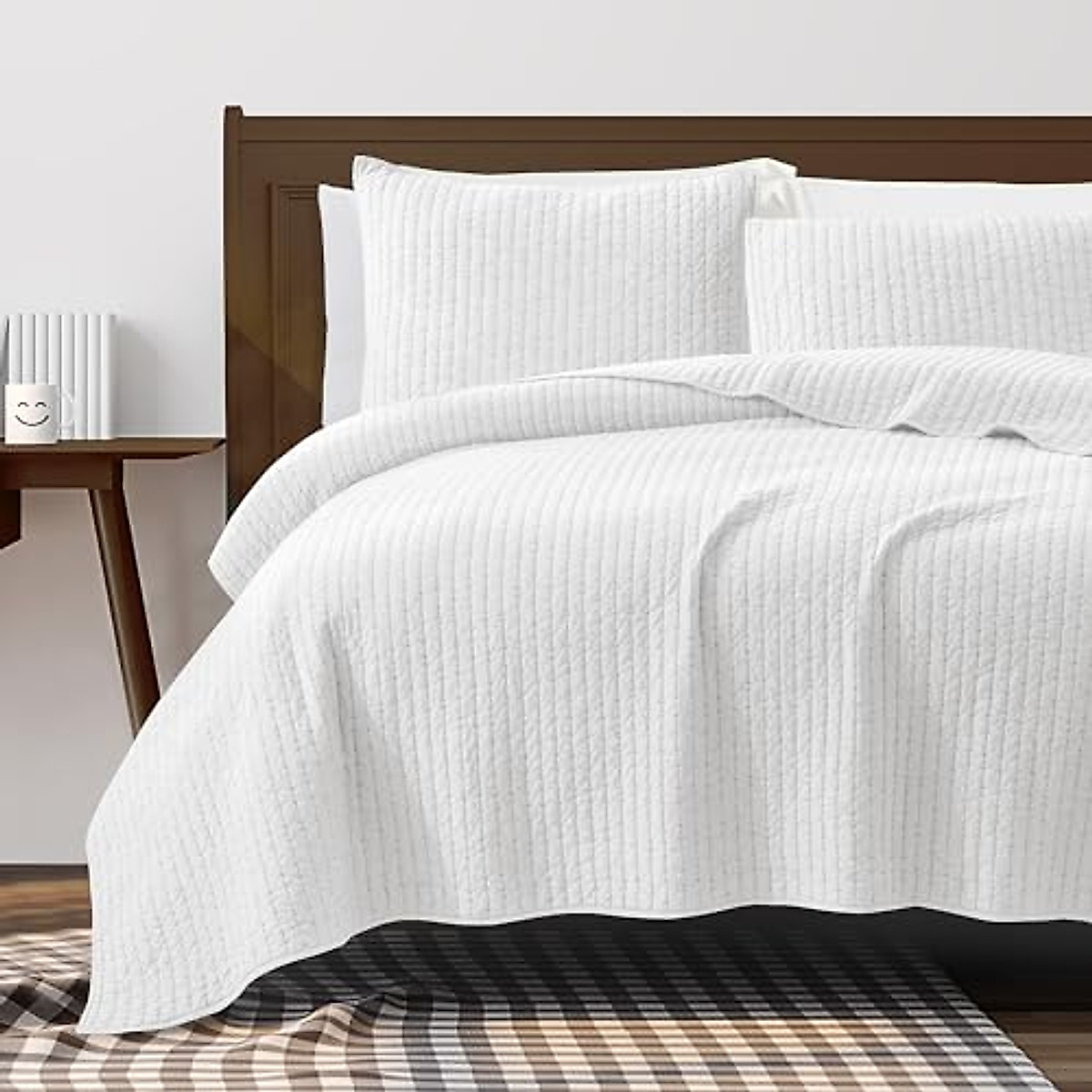 SHALALA NEW YORK Reversible Quilt Set - 2 Quilted Pillow Shams and a Soft Cotton Jersey Coverlet-Lightweight and Breathable - Machine Washable (Stripe White, King)