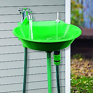 2-in-1 Outdoor Water Fountain and Faucet, Green