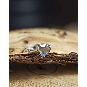 YoTreasure Natural Trillion Shape Labradorite Ring 925 Sterling Silver Jewelry