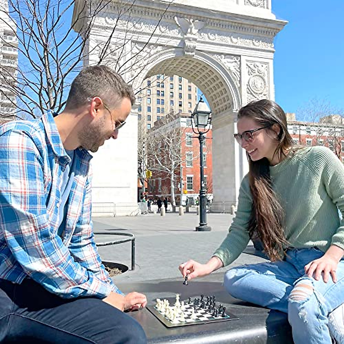 Madeful Travel Chess Set 10x10 Inch Magnet Chess Board with Staunton Pieces and Canvas Travel Bag - Strategy Board Game - Magnetic Chess Set