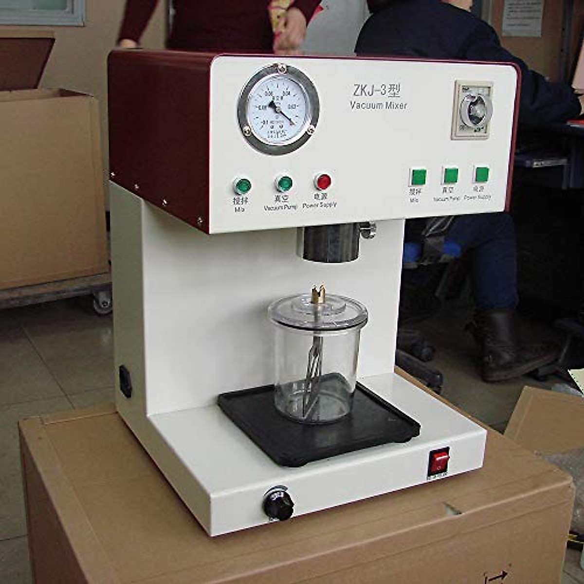 DDental Lab Digital Vacuum Mixer with Built-in Vacuum Pump Table Type Mixing Machine Blender
