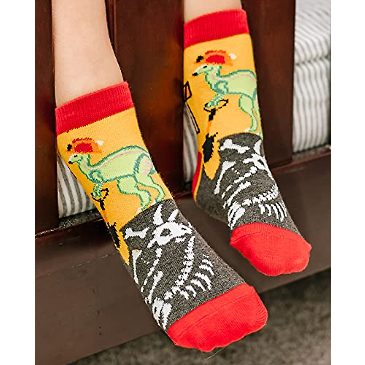 Jefferies Socks Boy's Dinosaur Construction Crew Socks 6 Pack, Multi, Medium