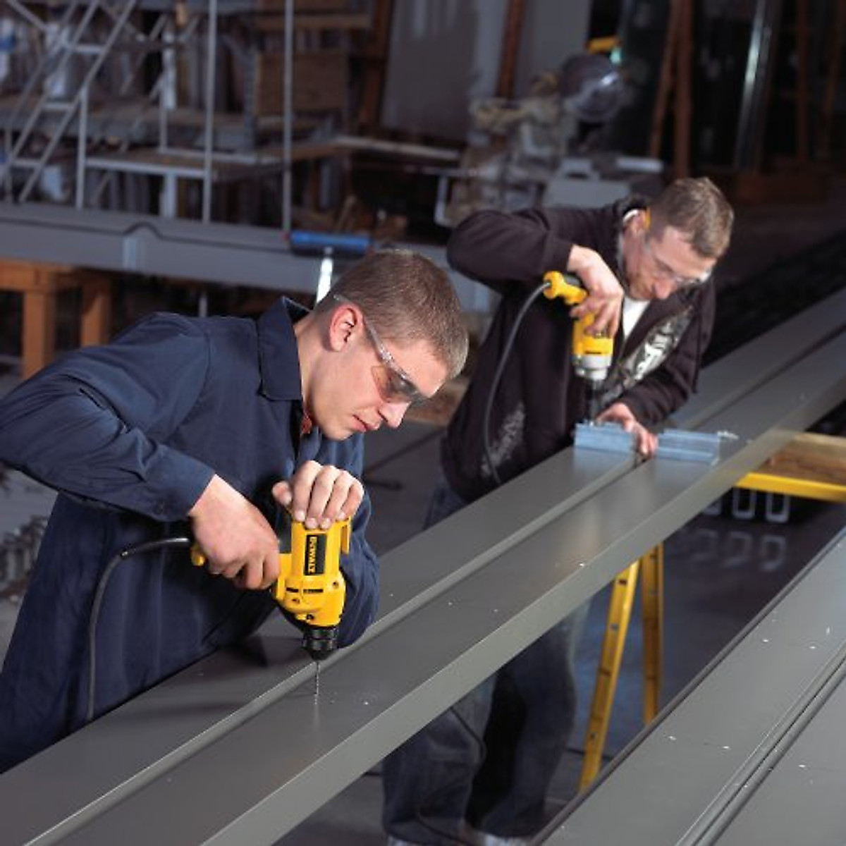 DEWALT Drill, 8.0-Amp, 3/8-Inch, heavyduty Variable Speed Trigger, Mid-Handle Grip for Comfort, Corded (DWD115K ),Yellow