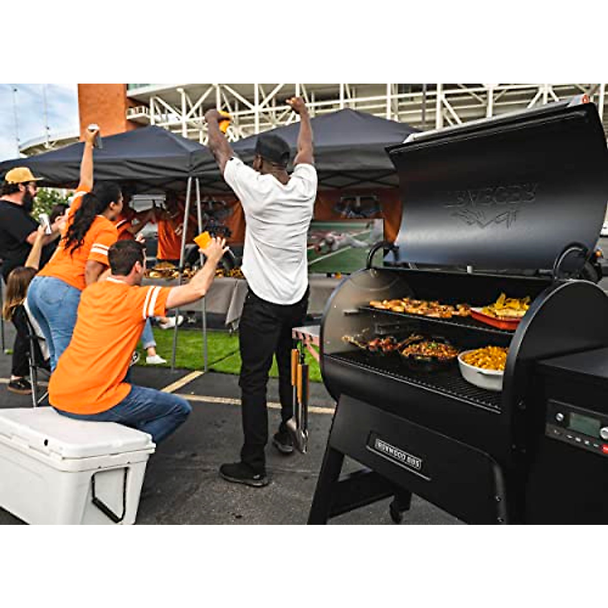 Traeger Grills Ironwood 885 Wood Pellet Grill and Smoker with WIFI Smart Home Technology, Black