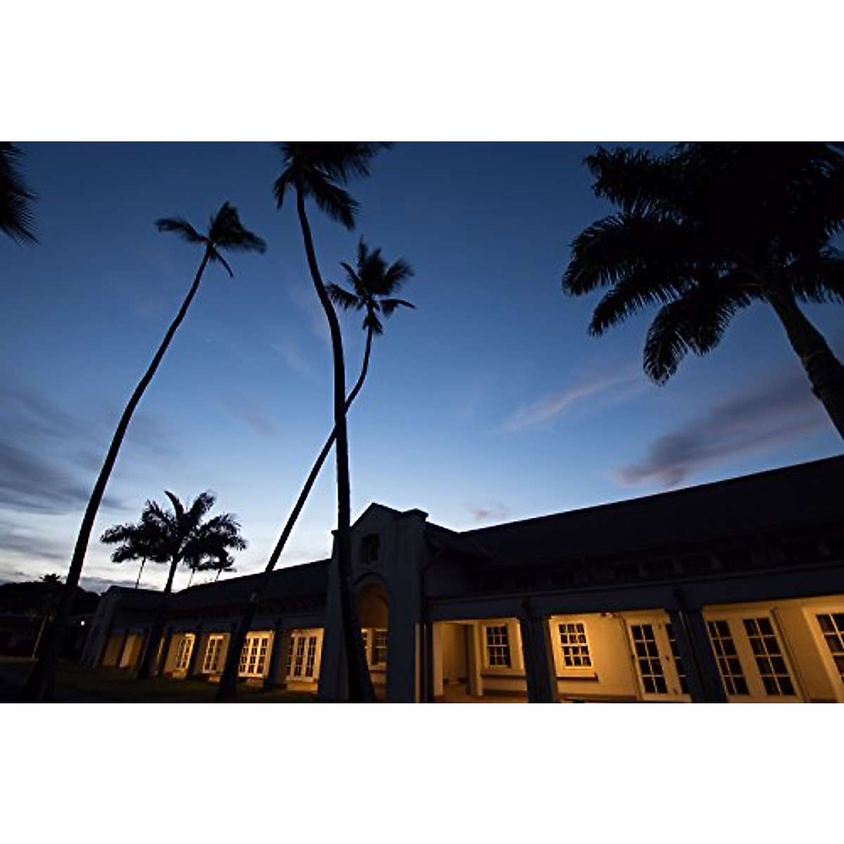 Tamron 10-24mm F/3.5-4.5 Di-II VC HLD Wide Angle Zoom Lens for Canon APS-C Digital SLR Cameras Black