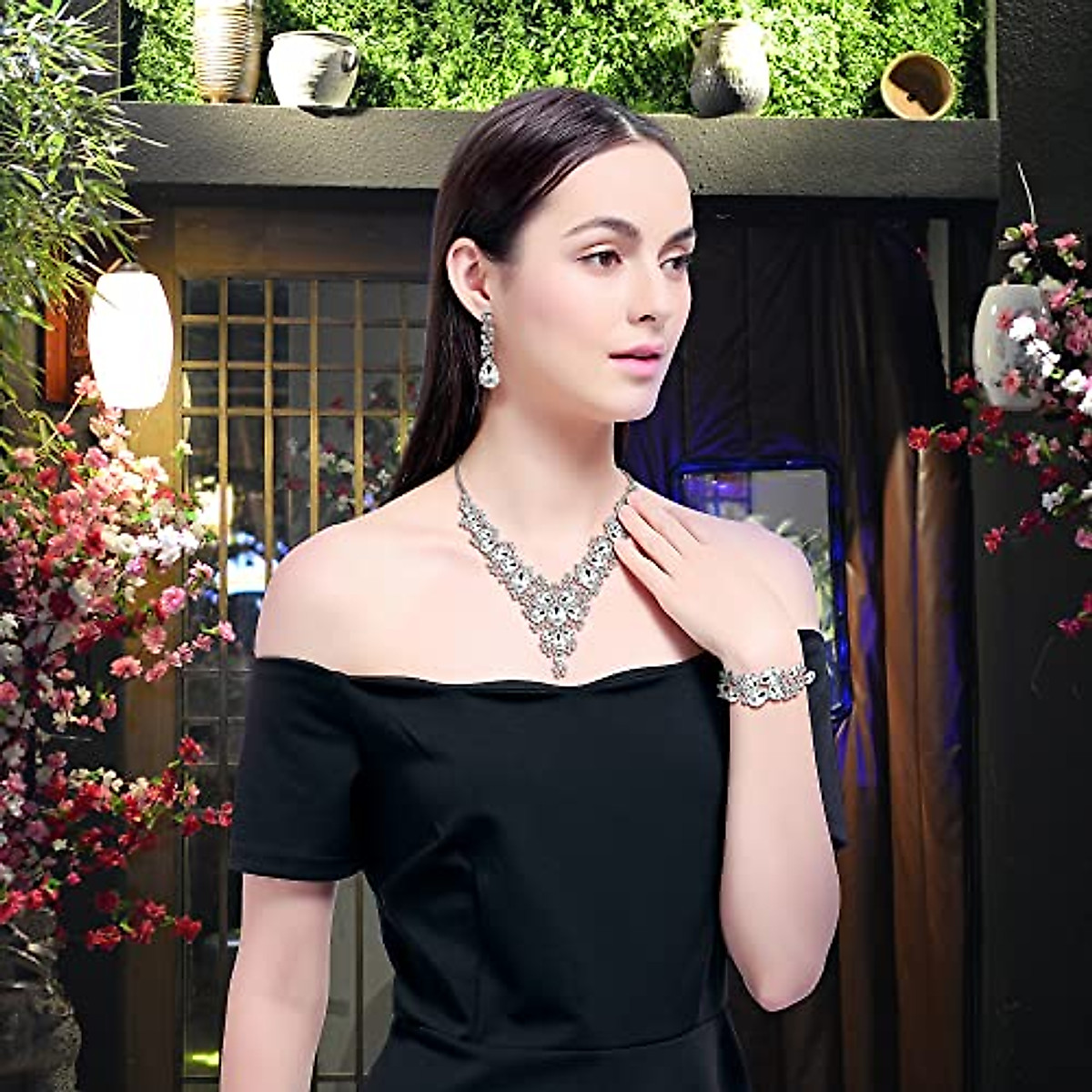 3 Pieces Wedding Bridal Rhinestone Crystal Jewelry Set Statement Necklace Bracelet Teardrop Dangle Earrings Set for Women Girls fit with Bridesmaid Wedding Party Prom Dress Jewelry Set