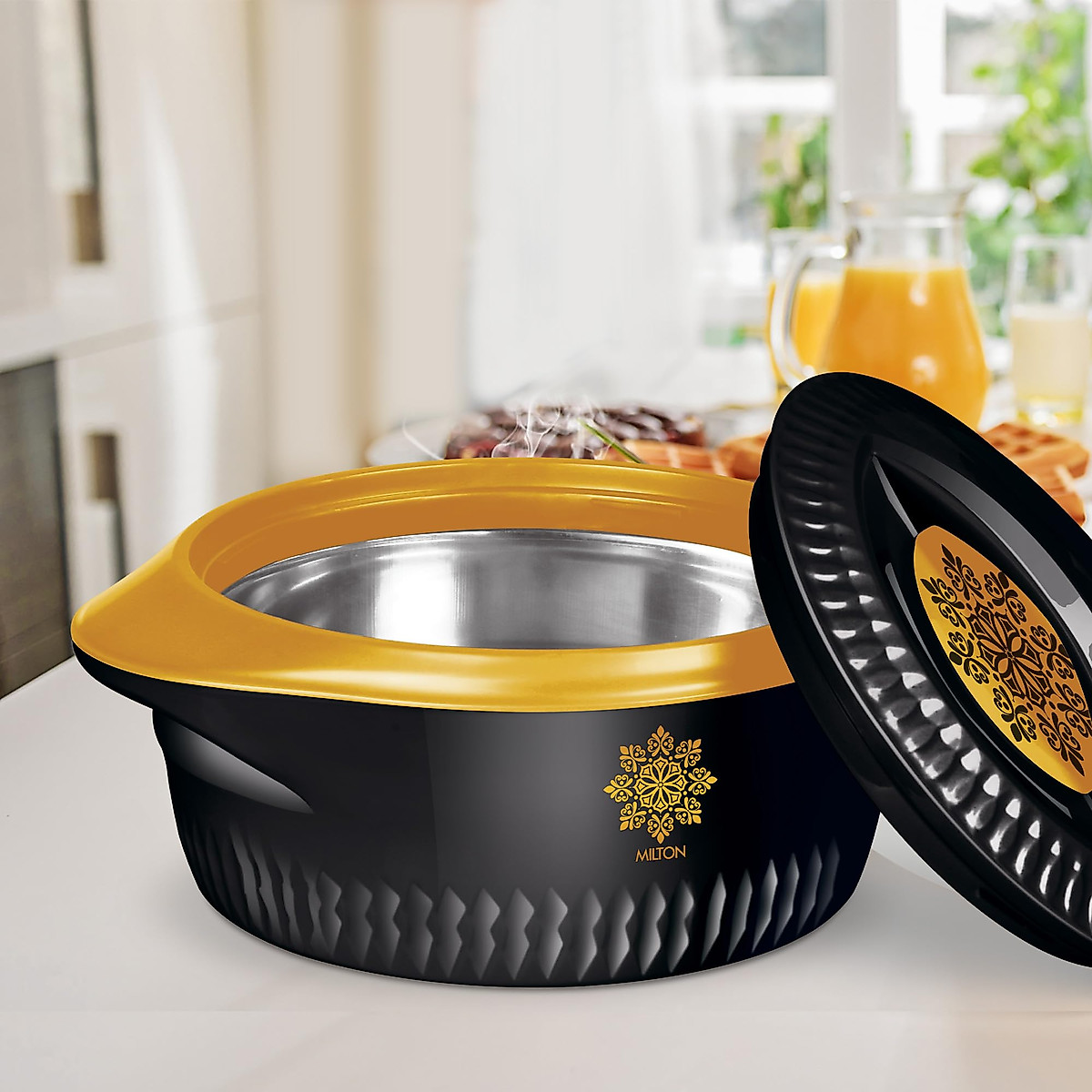 MILTON Royal 2500 Insulated Inner Stainless Steel Casserole, 2.05 Litres, Black Gold | BPA Free | Food Grade | Hot & Cold