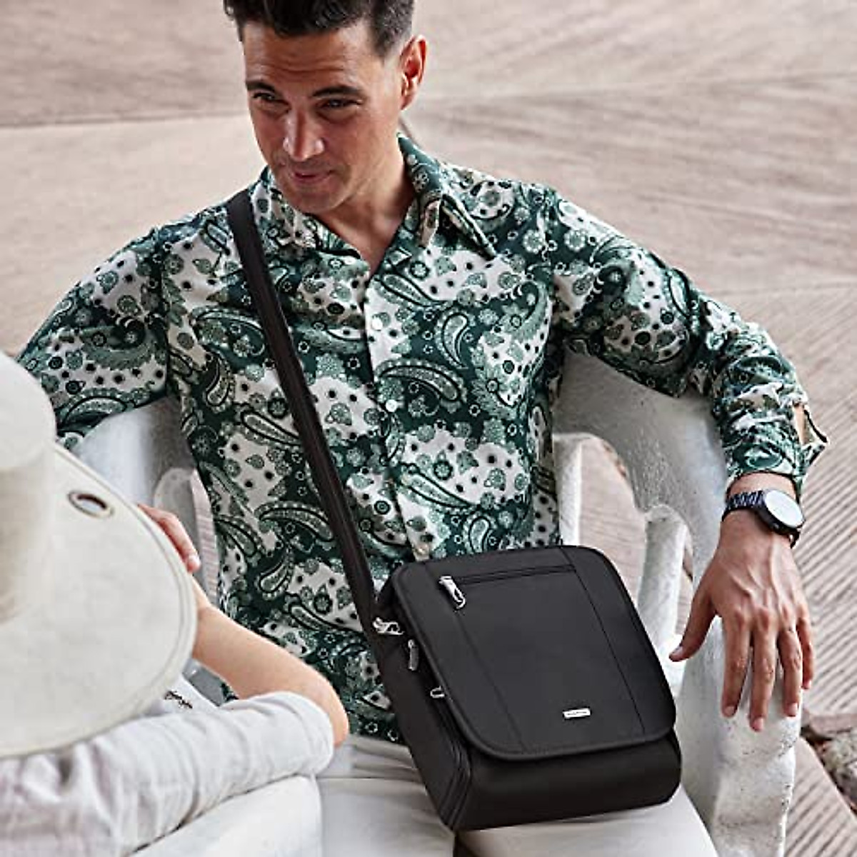 Travelon Anti-Theft Tour Bag, Medium, Black, One Size