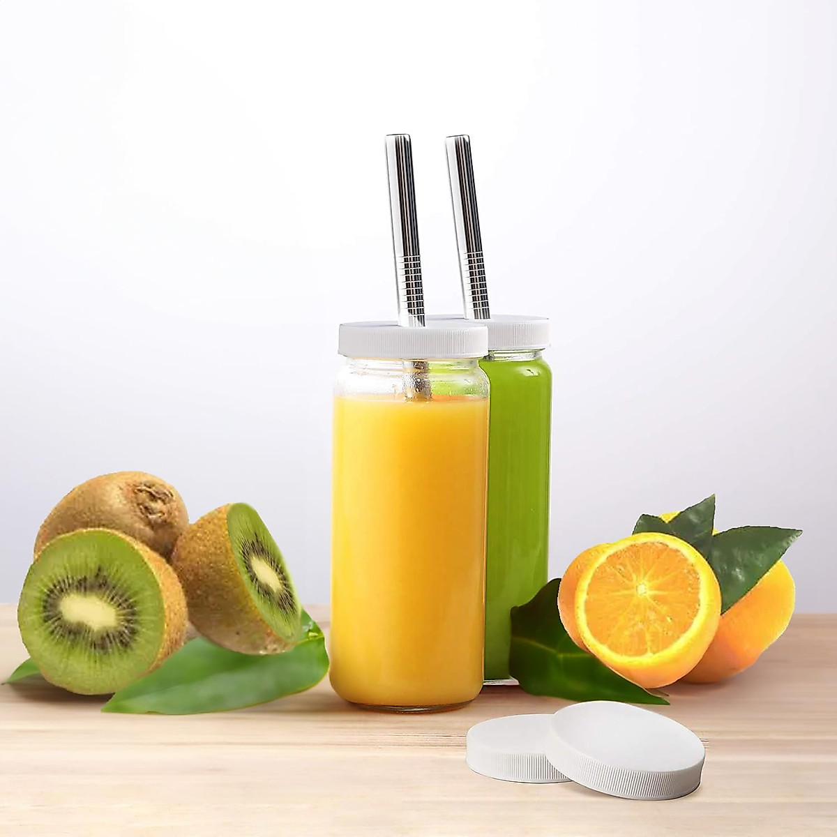 CLQLC Glass Juice Bottles with lids, 6 Pack with 2 Straws & 6 Lids with Hole- 16 oz Travel Drinking Jars,Juicing bottles Reusable Glass Mason Jar for Juice,Bubble Tea, Smoothie, Tea, Kombucha