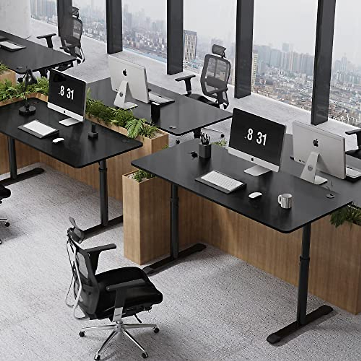 EUREKA ERGONOMIC 60 Inch Manual Height Adjustable Computer Gaming Desk, Large Home Office Standing Table Workstation for 3 Monitors with Free Mouse Pad for Home Office Gaming,Black