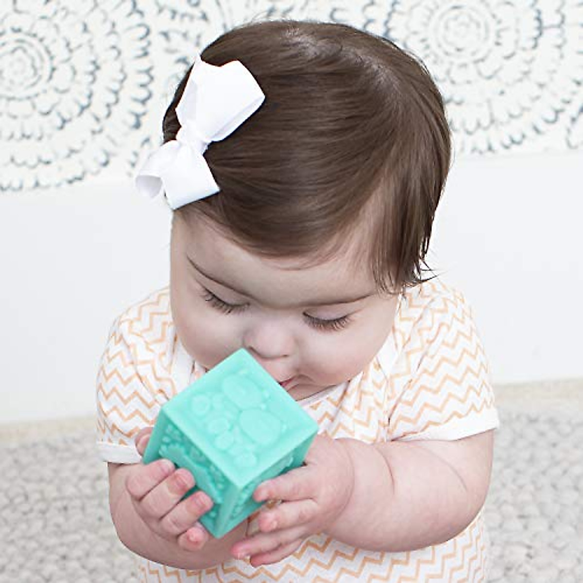 Infantino Squeeze and Stack Block Set - Colorful Textured Soft Blocks, Includes Numbers, Animals and Shapes, Ages 6 Months +