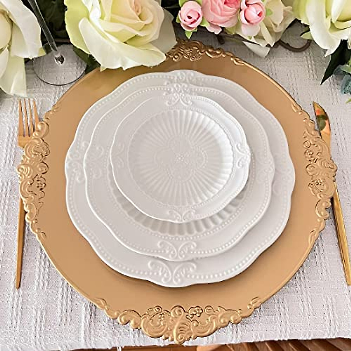 Umisriro Antique Gold Charger Plates, 13 Inch Embossed Chargers for Dinner Plates. Set of 6 Plastic Charger for Wedding, Party, Elegant Tableware Chargers Decoration.