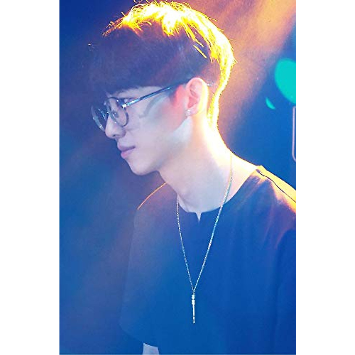 PICKRING Audio Jack Necklace with a Functioning Gold Plated Headphone Adapter for Guitarists/Detachable Gold Tone Real Headphone Adapter Necklace Music Lover Gifts/Silver Gold (Gold)