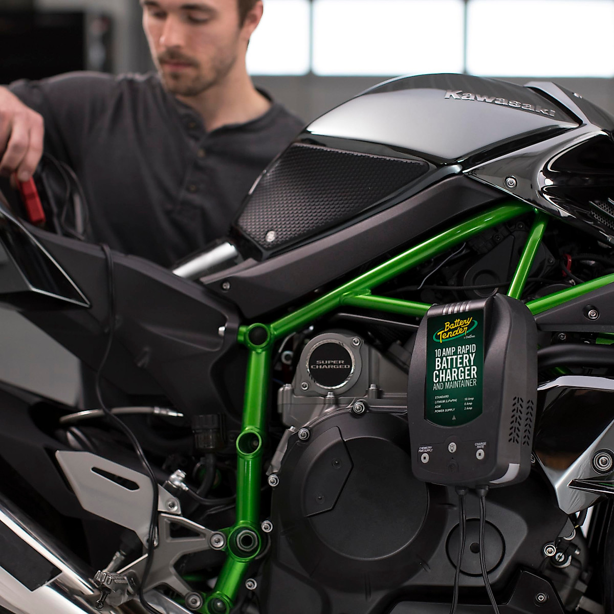 Battery Tender 10 AMP 12V Battery Charger and Maintainer - Automotive Switchable 10 AMP / 6 AMP / 2 AMP - Selectable Chemistry Standard Lithium AGM - Cars SUVs Trucks – 022-0229-DL-WH