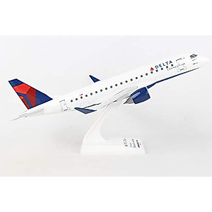 Daron Skymarks Delta ERJ175 1/100 Republic Model Kit
