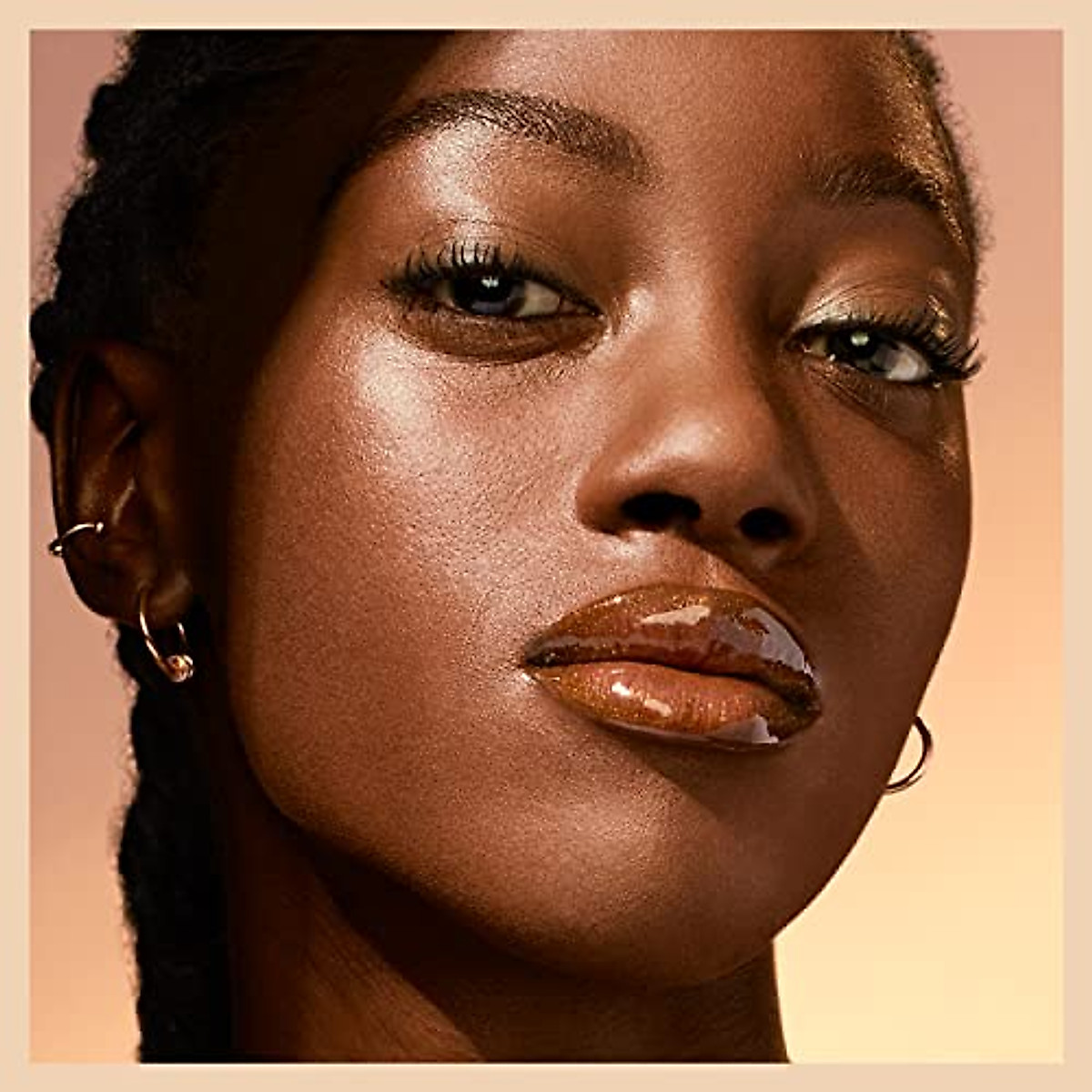 Maybelline New York Lifter Gloss High Shine Lip Gloss with Hyaluronic Acid, Bronzed, 16 Rust