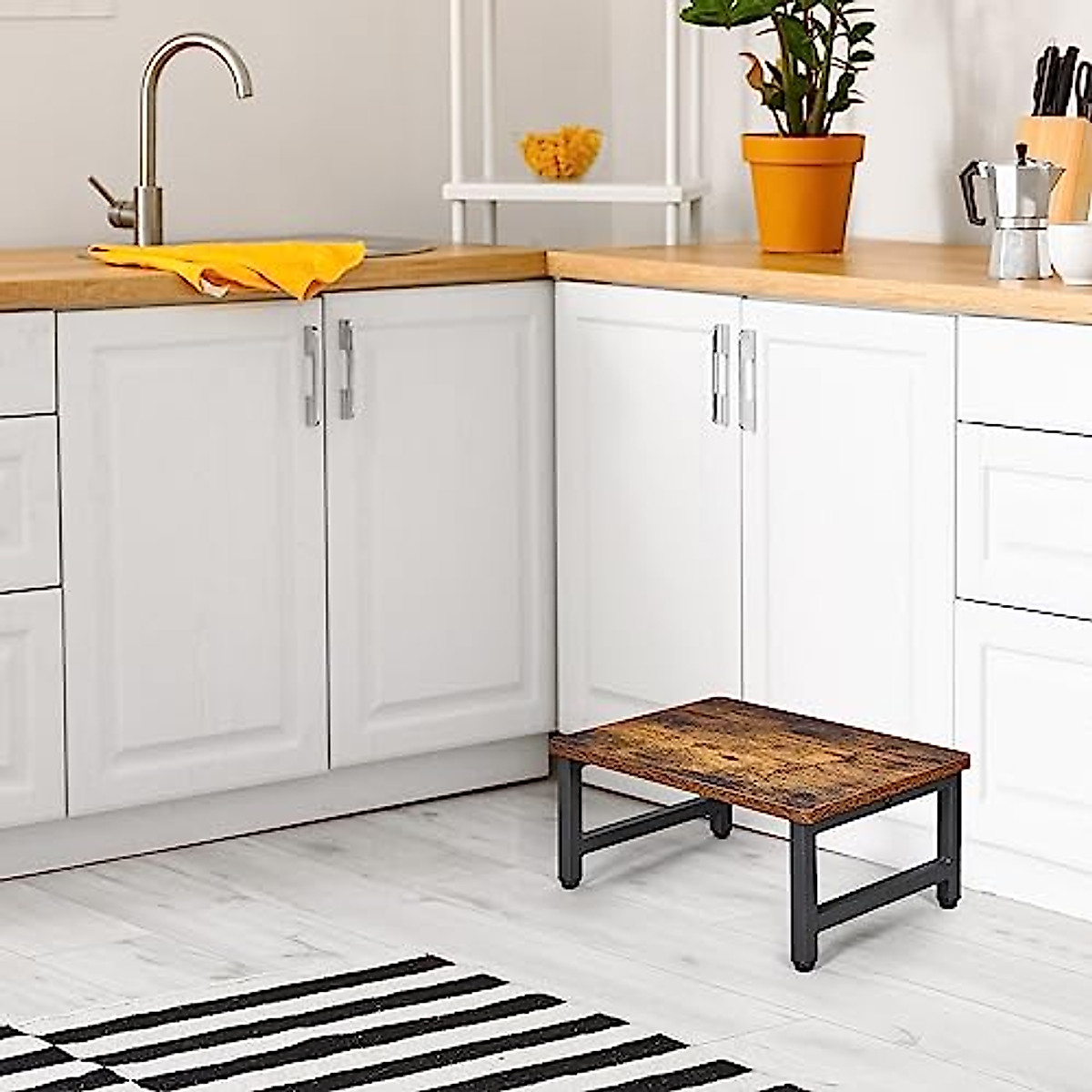 HOMCENES Step Stool for Kids, Wooden Step Stool, Kids Potty Training Stool, Easy to Move, Solid Portable Wooden Bedside Step Stool, Bed Steps for High Beds, One Step Foot Stool for Kitchen, Adults