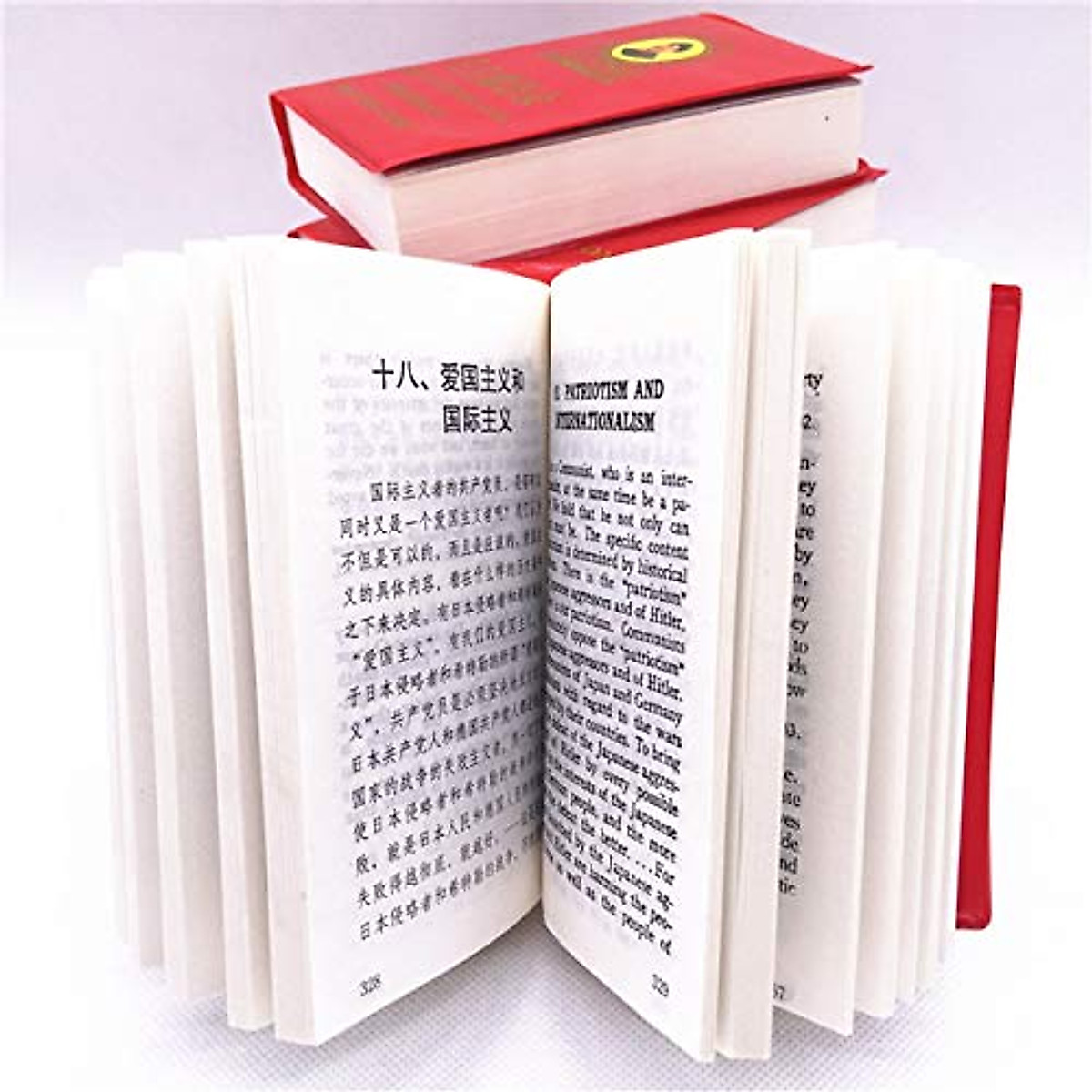WellieSTR The Quotations from Chairman Mao Tse-Tung The Little Red Book Chinese/English Books for Adults