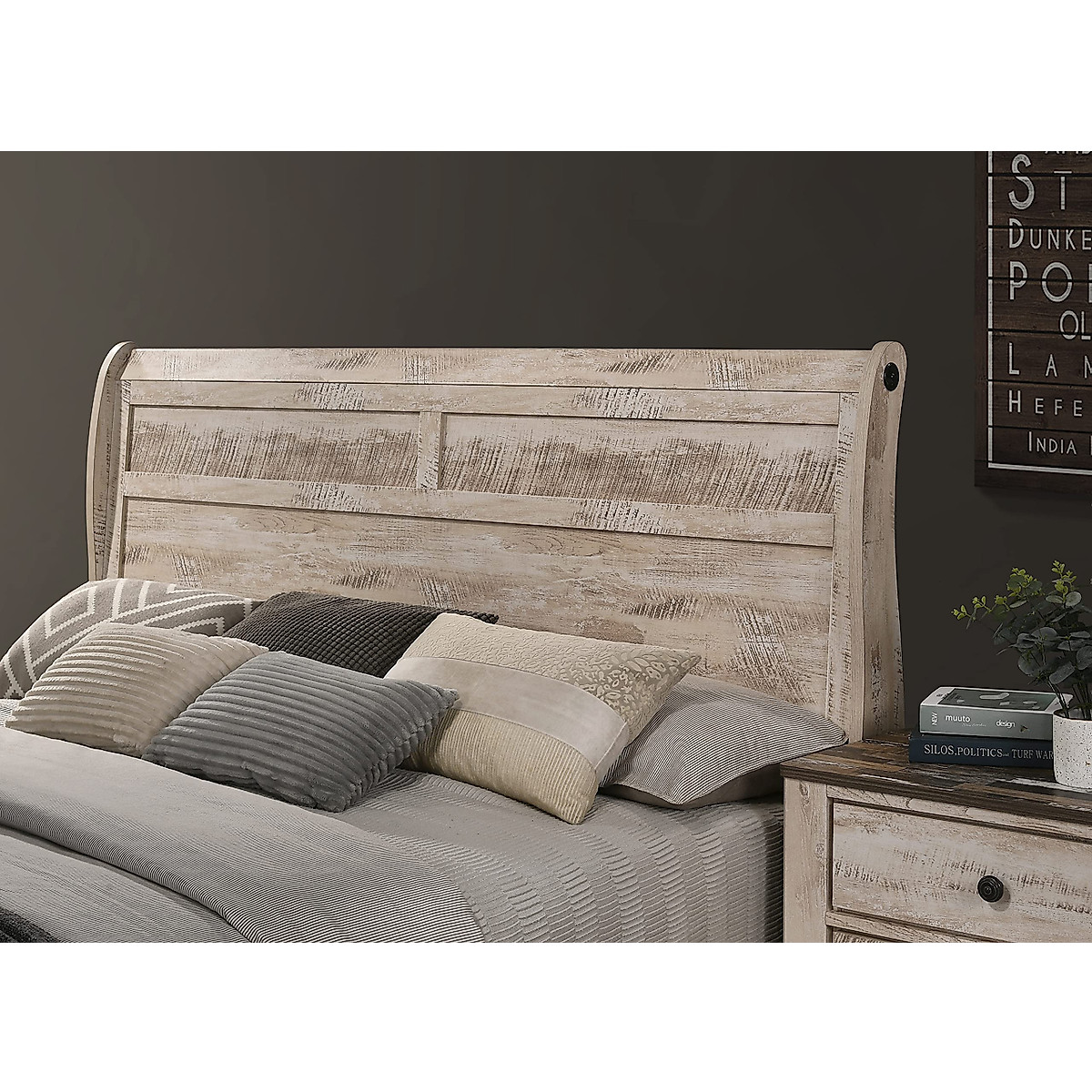 Roundhill Furniture Imerland Bed White-wash Finished 6-Piece Sleigh Headboard Bedroom Set, King