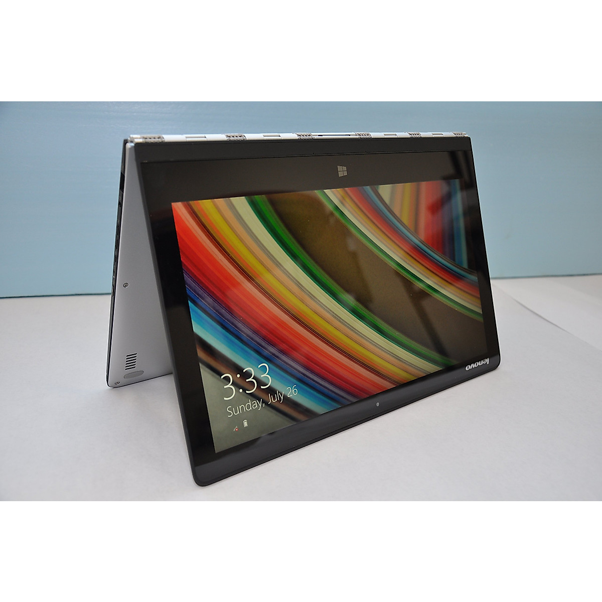 Lenovo Yoga 3 Pro 80HE000LUS 13.3-Inch 8GB Soldered Convertible Ultrabook Tablet Touchscreen, Intel HD 5300 Graphics, Windows 8.1 Professional, Light Silver