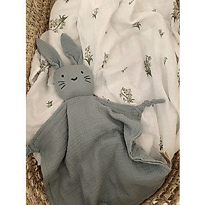 Leyl&Ari Muslin Swaddle Blanket | Floral Baby Wrap | Gender Neutral Newborn Essentials (Blue Bells)