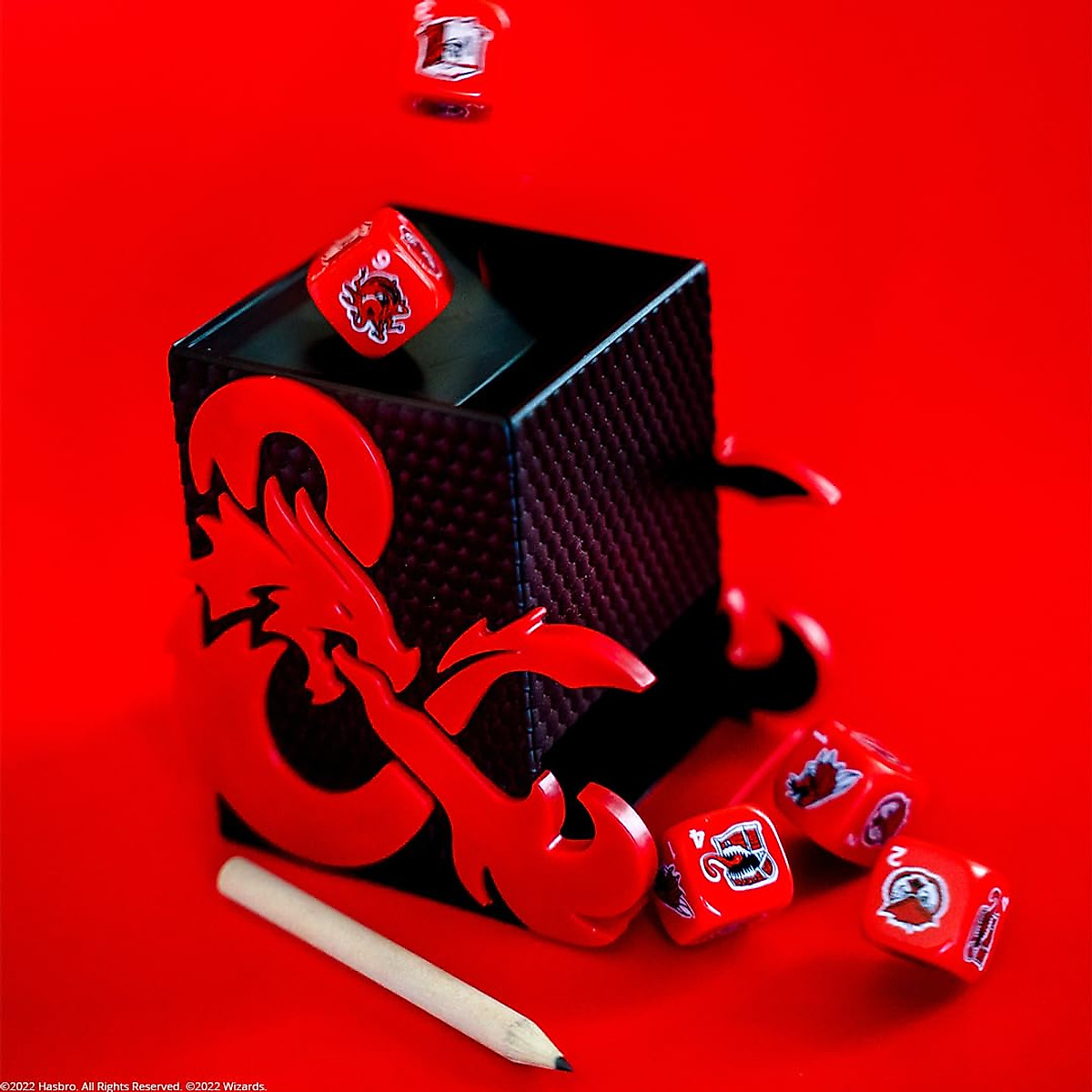 YAHTZEE: Dungeons & Dragons | Collectible Dice Tower | Dice Featuring Dragon, Owl Bear, Gelatinous Cube, Mimic, Mind Flayer, and Beholder | Officially-Licensed Dungeons & Dragons Game & Merchandise