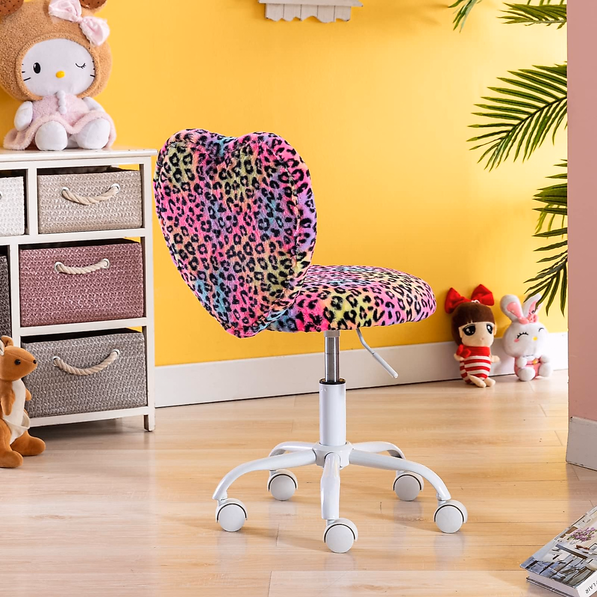 LZAREAL Cute Fuzzy Kids Chair for Teenage Girls Rolling Study Desk Student Chair Furry Computer Task Chair, Adjustable Heart Shaped Reading Vanity Chair for Bedroom, Leopard