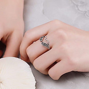 IPEPPY 925 Sterling Silver Vintage Simple Design Hand Heart Ring For Women Statement Rings Engagement Wedding Rings Jewelry Birthday Graduation Gifts