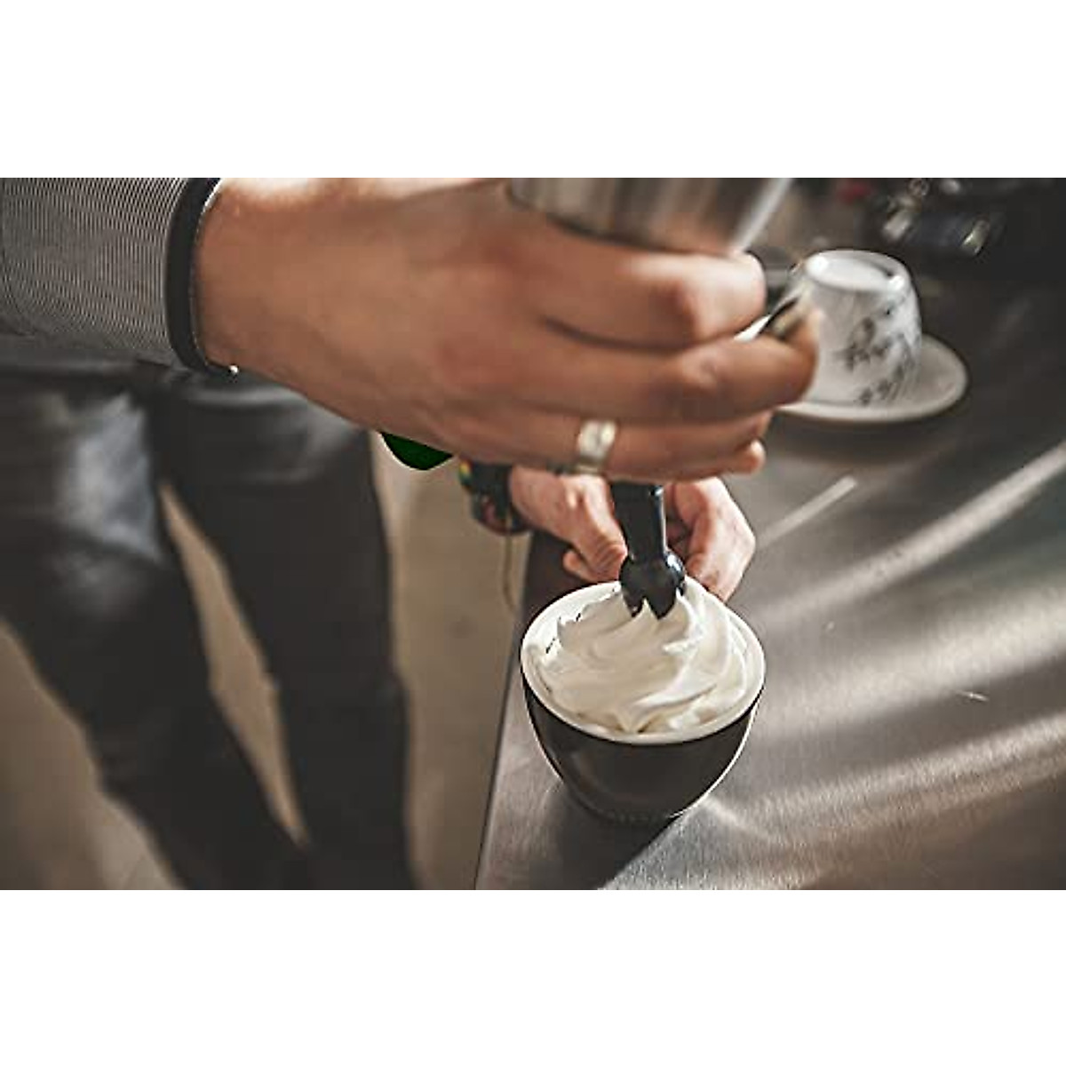 Whip-It! Elite Premium Aluminum N2O Whipped Cream Chargers 600 Count Case, 100-pack