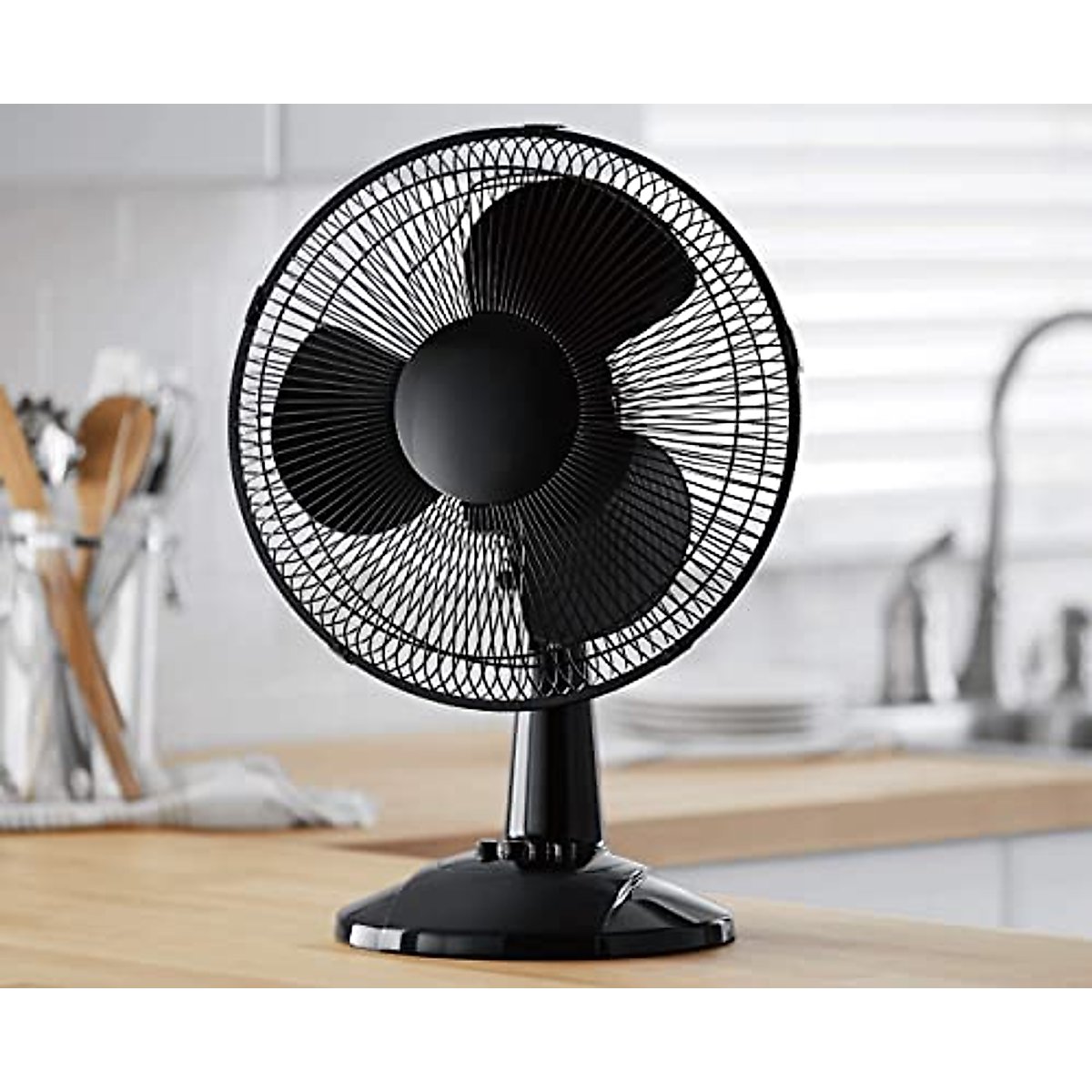 PELONIS Black 12" Oscillating 3-Speed Table Fan FT30-8MBB for Home and Office Whisper Quiet Operation (Renewed)(12", FT30-8MBB)