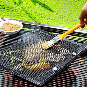 2 Pack BBQ Mesh Grill Bags for Outdoor Grill Reusable, 12 x 9.5 Inch Barbecue Bags Non-Stick for Open Smokers, BBQ Veggie Grill Bags for Cooking Vegetables Grilling Bag Pouches with Snap Button
