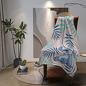 Palm Leaves Pink-Background Throw Blanket Ultra-Soft Comfortable Cartoon 50“ X 40" Blankets Flannel Xmas Gifts Fits Couch Sofa Office Suitable for All Season