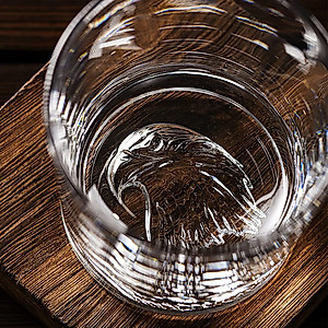 QUEEN&STONE LEAD FREE Old Fashioned Whiskey Glasses with Eagle Pattern On the Thick Weighted Bottom 10oz Set of 4 Perfect for Scotch, Bourbon Cocktails